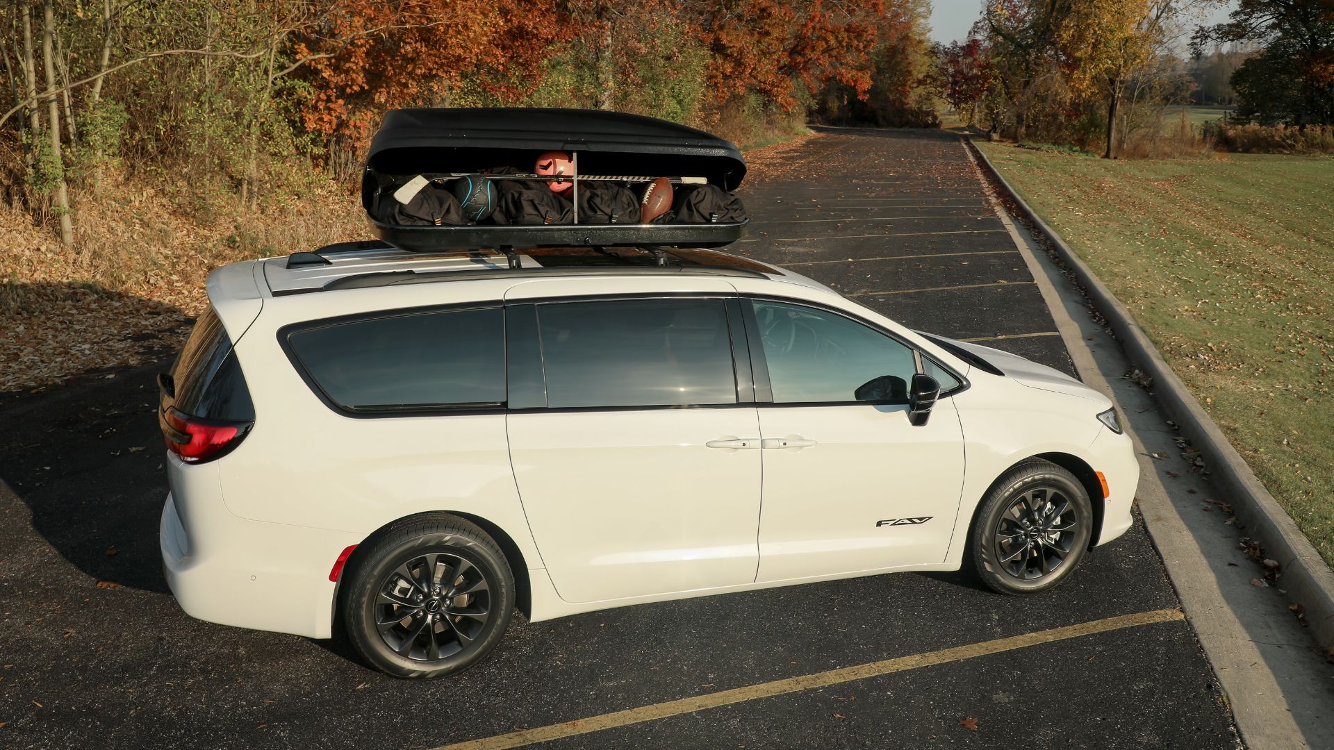 Chrysler impulsa la diversión familiar, el mejor volumen de carga ...