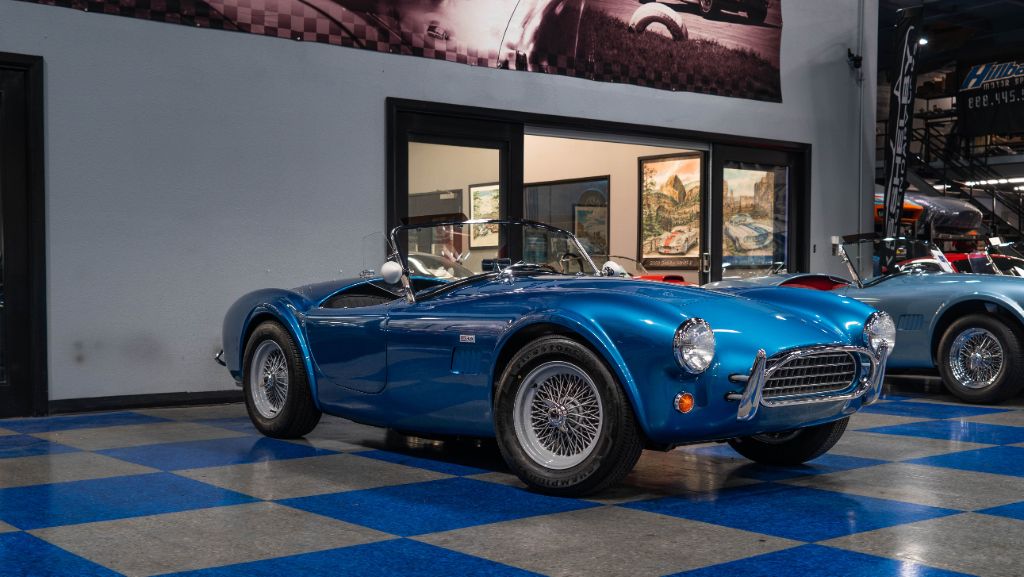 Petersen Automotive Museum Sacará a Subasta un MKII SLAB SIDE Cobra ...